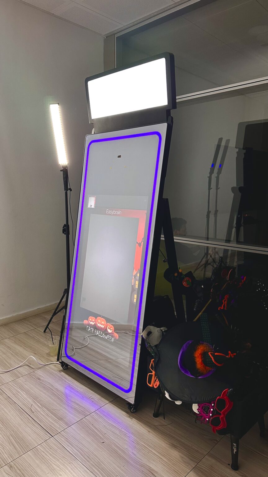 Halloween Mirror Photobooth!!! - Oh Snap Photobooth Cyprus